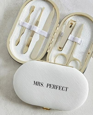 Manicure Set - Mrs. Perfect - 6 pc set – Far Beyond The Blue